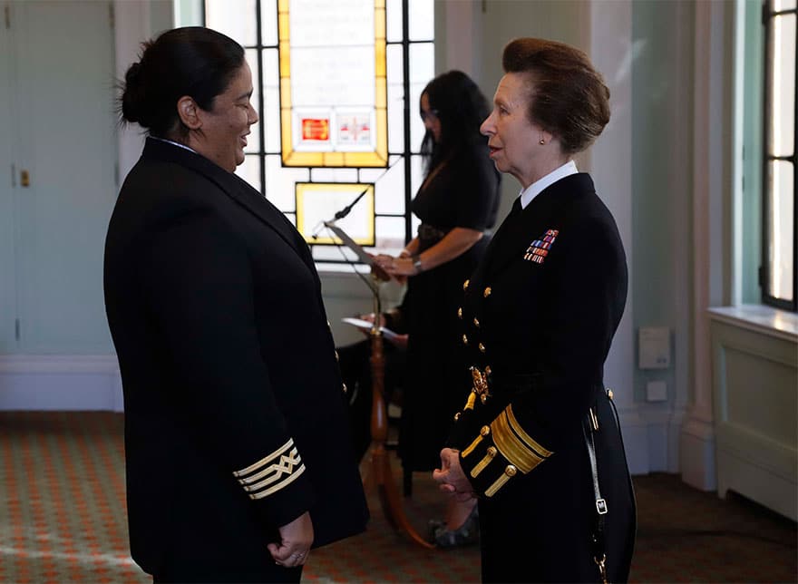 Windstar's Captain Belinda Bennett Awarded the 2018 Merchant Navy Medal ...