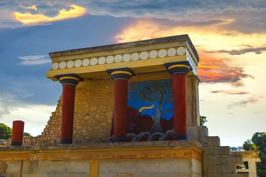 The legend of the Minotaur and the Palace at Knossos